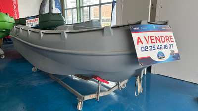 Used boats without engines for sale - Band of Boats