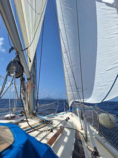 Jeanneau Sun Rise 34 occasion à vendre - Band of Boats