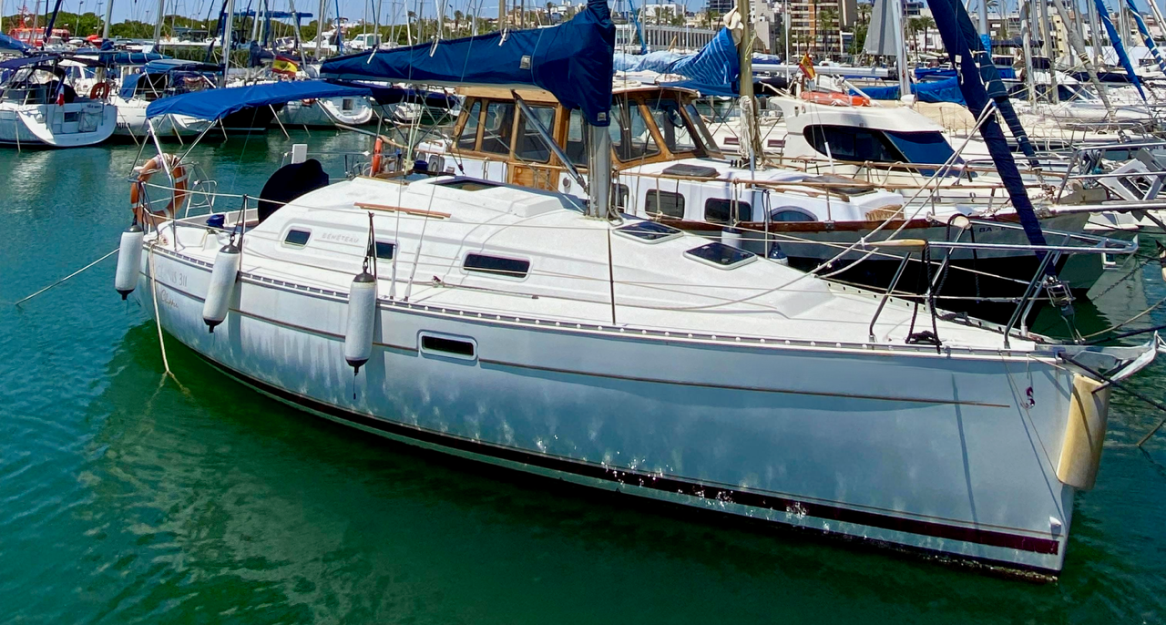 2001 Beneteau Oceanis 311 Clipper for sale - Catalonia - €69,000