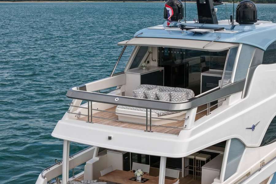 Riviera 78 Motor Yacht Gebraucht 2022 - Thailand - 3.558.612