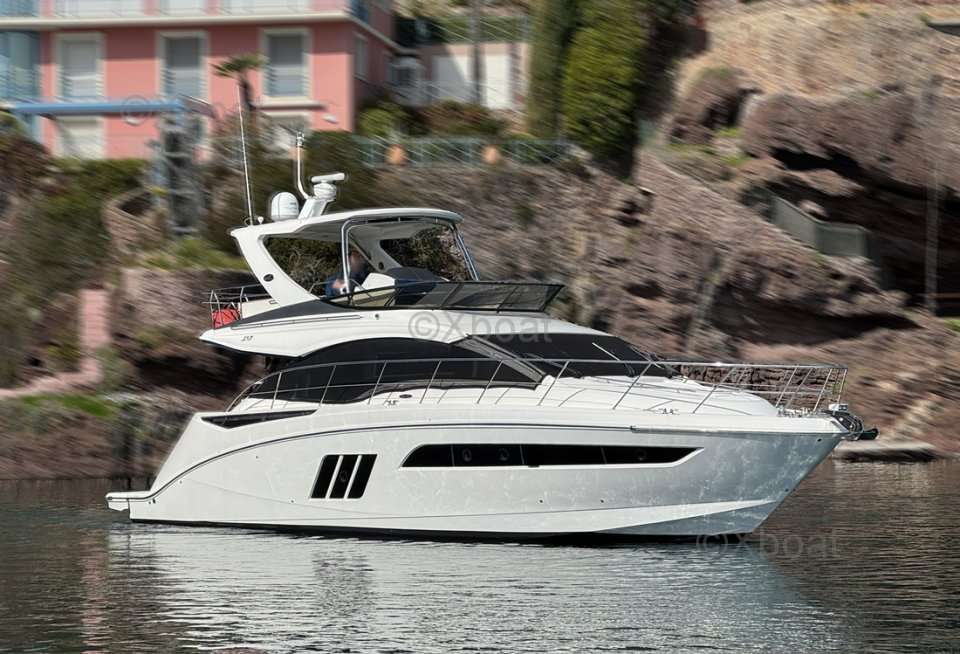 Sea Ray 510 Fly occasion 2016 - Provence-Alpes-Côte d'Azur - 755 000