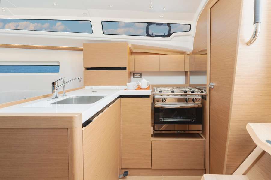 Jeanneau Sun Odyssey 350 de ocasión 2025 - Frisia - 185.000
