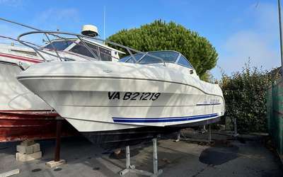 Buying and selling used and new boats