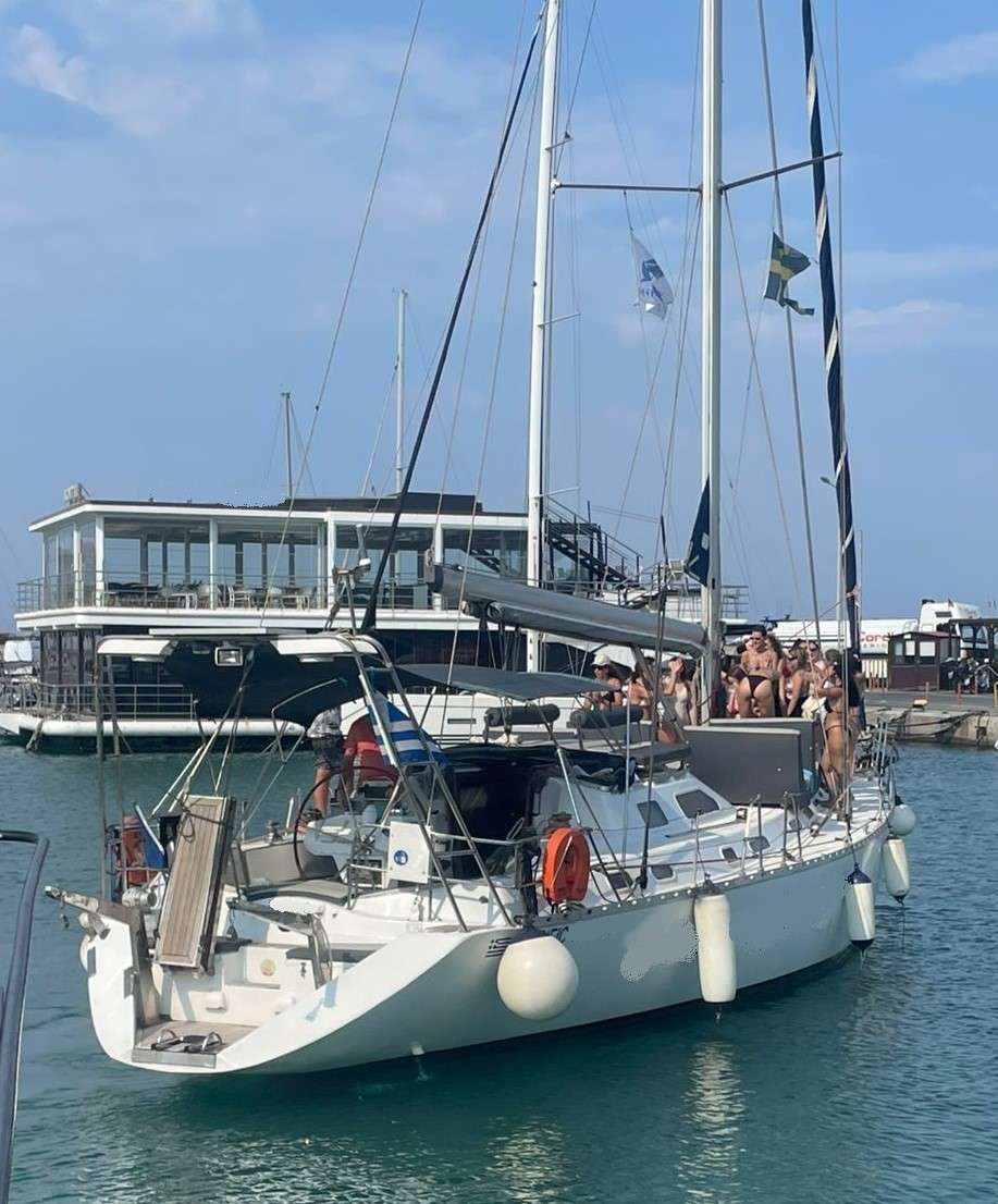 Venus 16 occasion 2000 - Grèce - 89 900