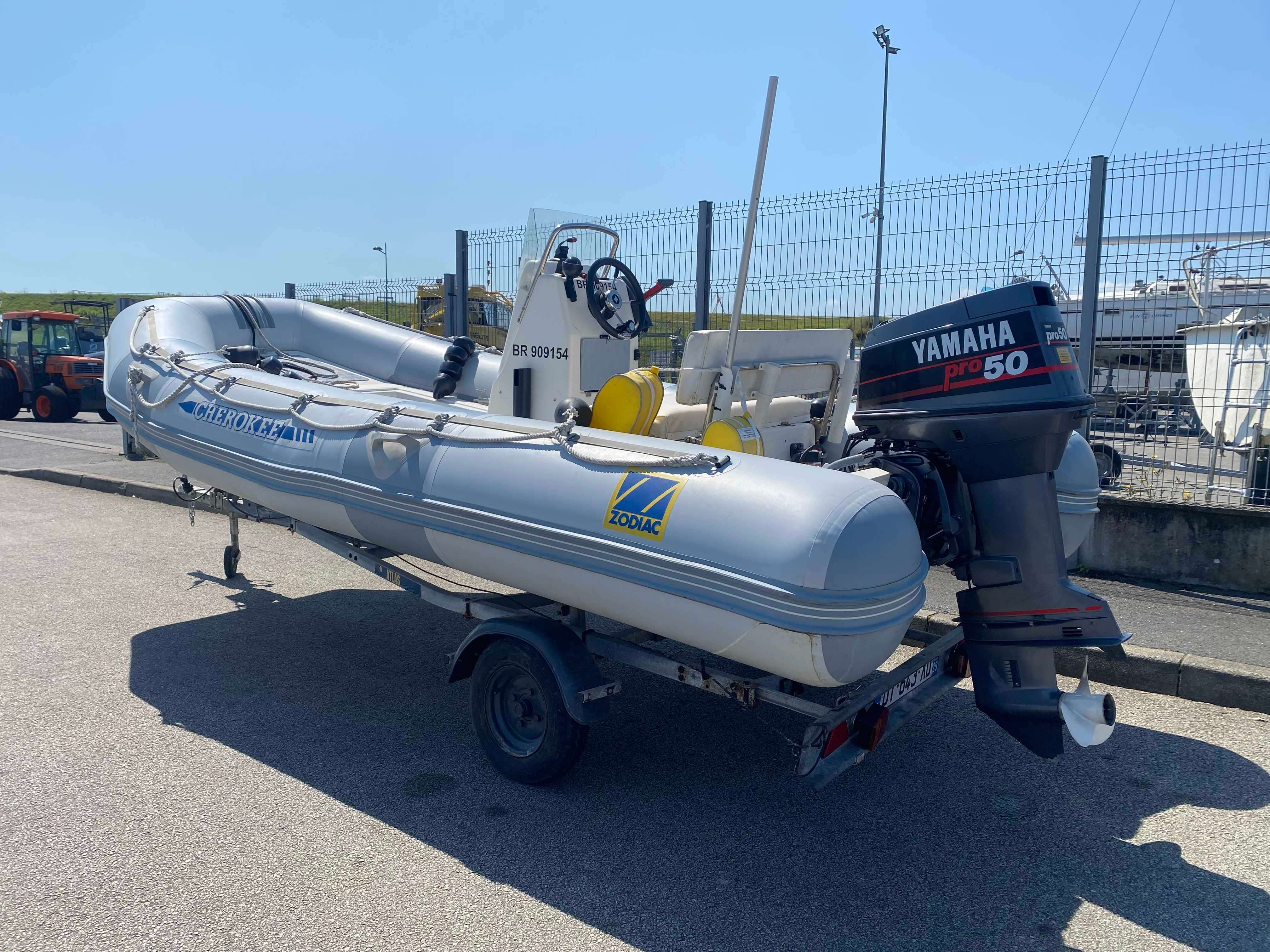 Zodiac 480 Cherokee d'occasion - 3 800 € - Bretagne