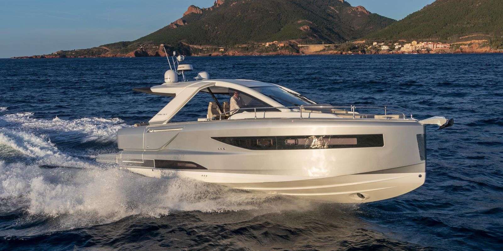 2025 Jeanneau Db 37 Ib for sale - Schleswig-Holstein - €698,687