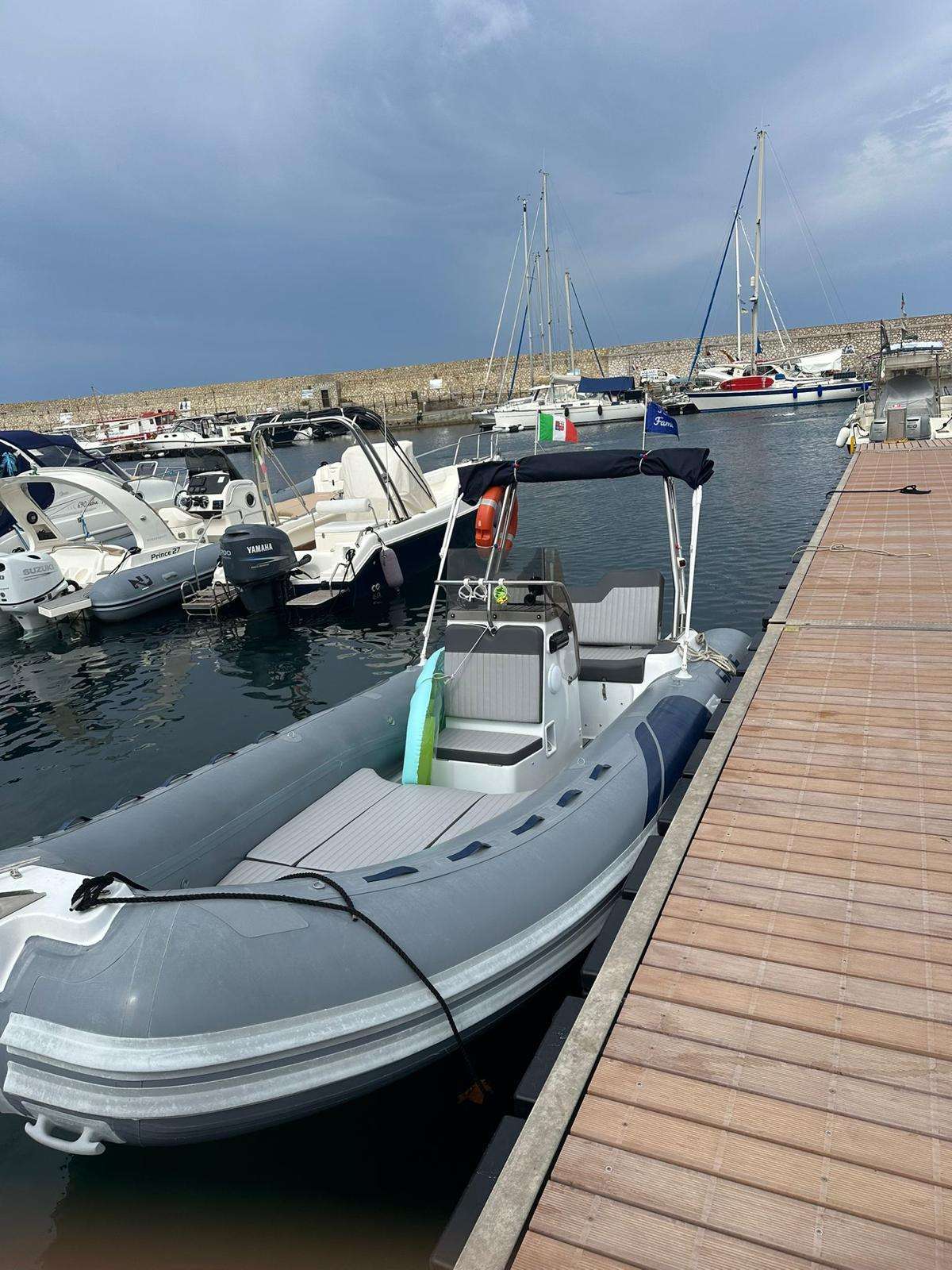 used Sacs 560 for sale in Lombardy - €11,500