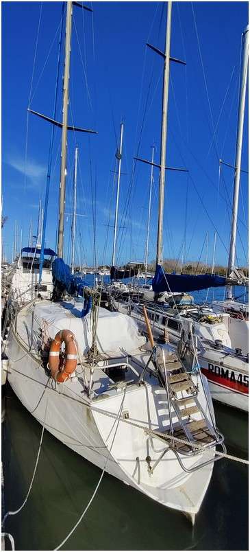 Used boats without engines for sale - Band of Boats