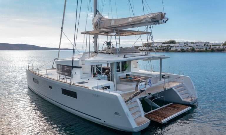 Lagoon 52 F usata 2021 - Attica - 990.000