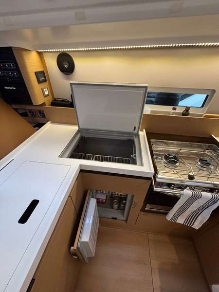 Jeanneau Sun Odyssey 410 occasion 2020 - Région de Murcie - 240 000