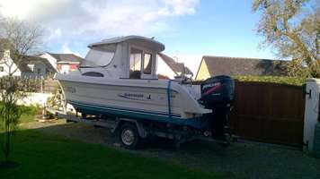 Quicksilver 635 Weekend for sale - Band of Boats